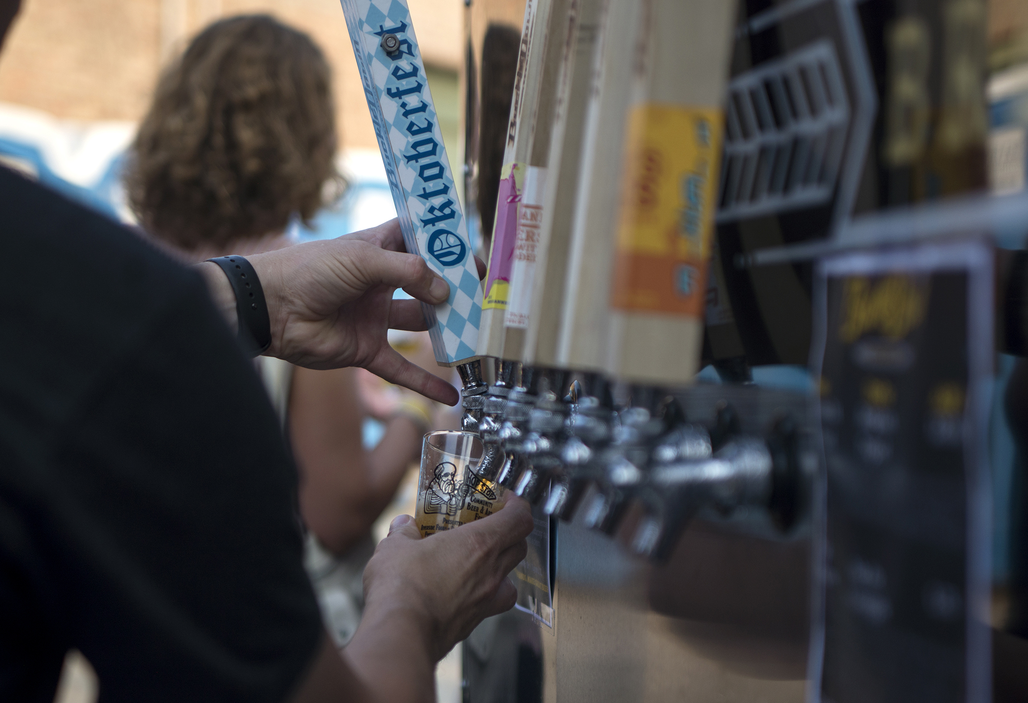 HopStop Craft Beer festival photo gallery - Riverside-Brookfield Landmark