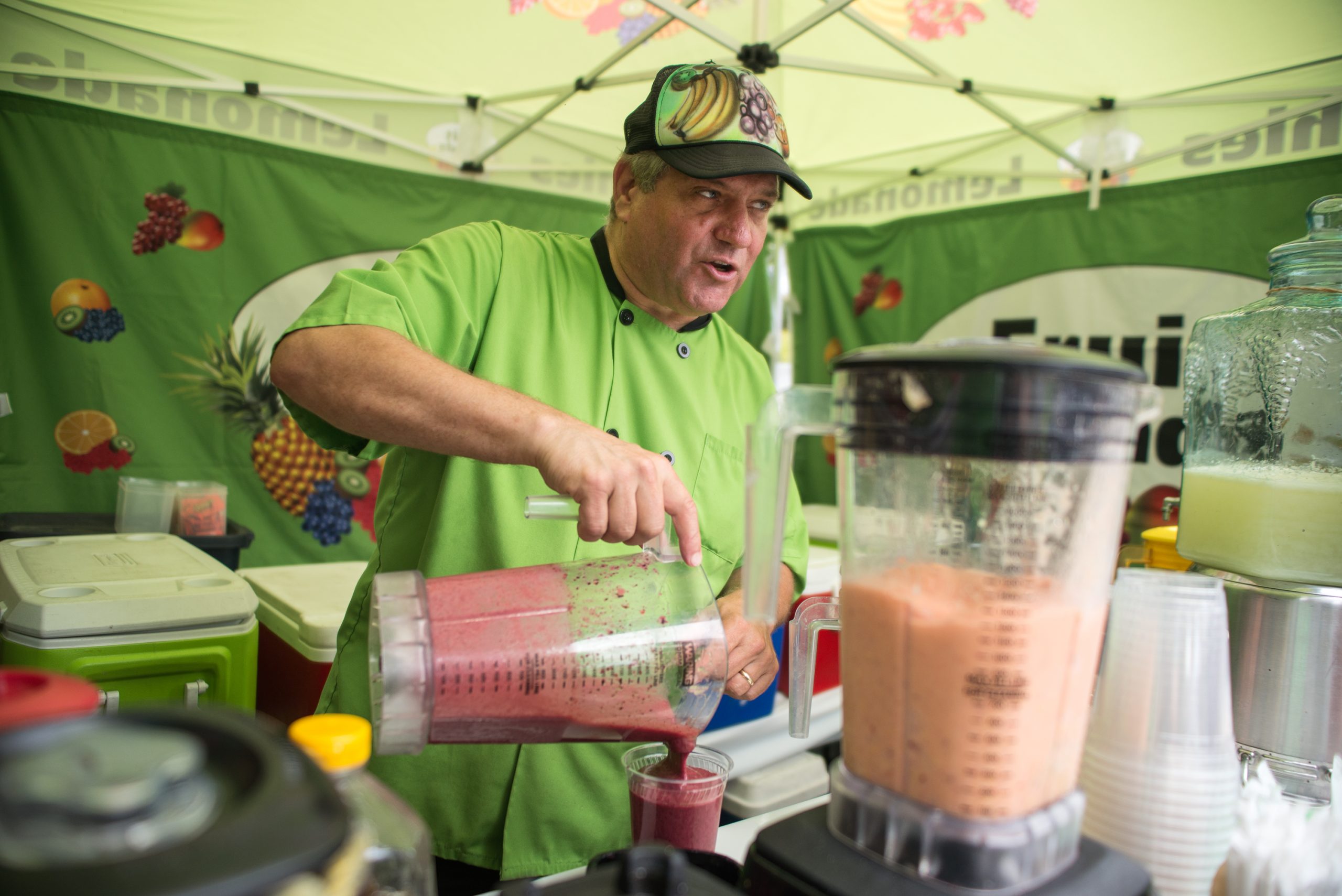 Riverside Farmers Market photo gallery - Riverside-Brookfield Landmark