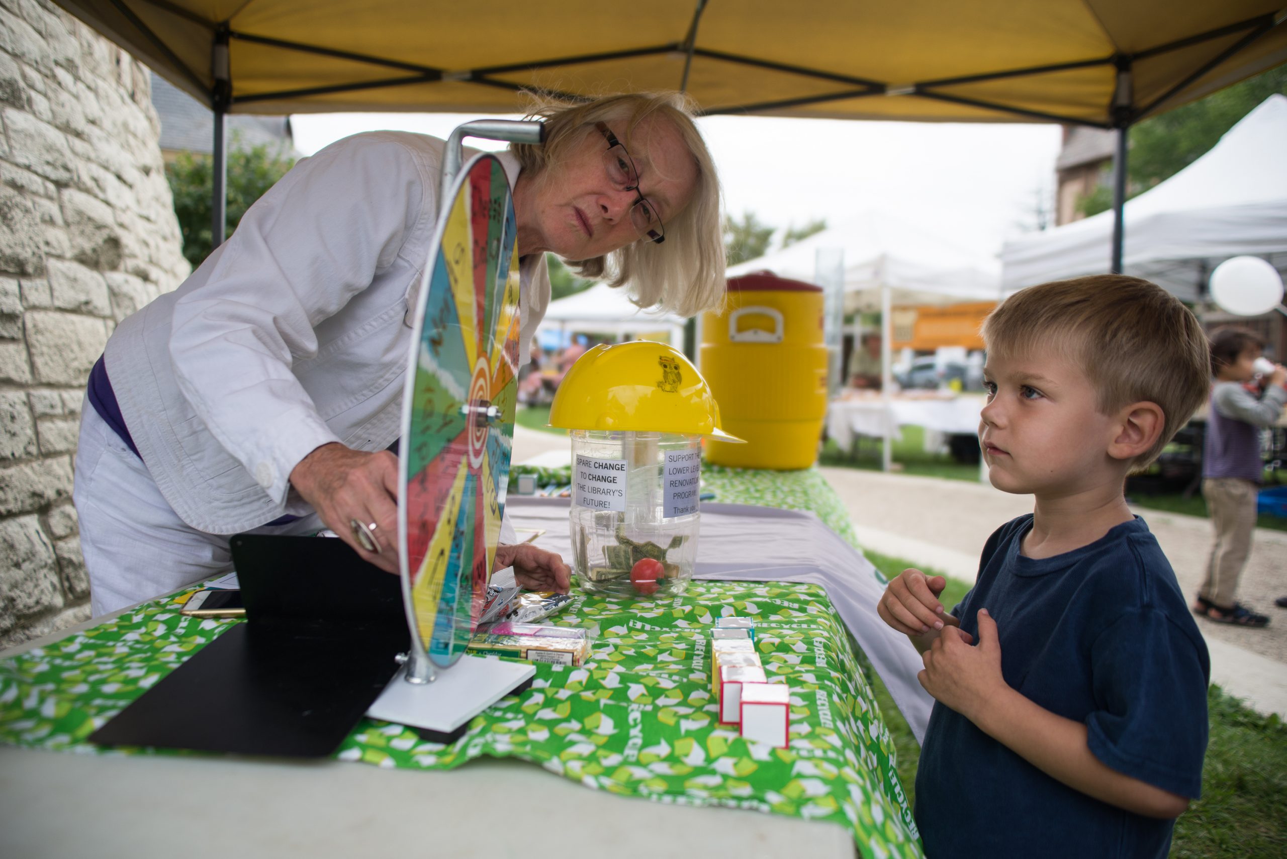 Riverside Farmers Market photo gallery - Riverside-Brookfield Landmark