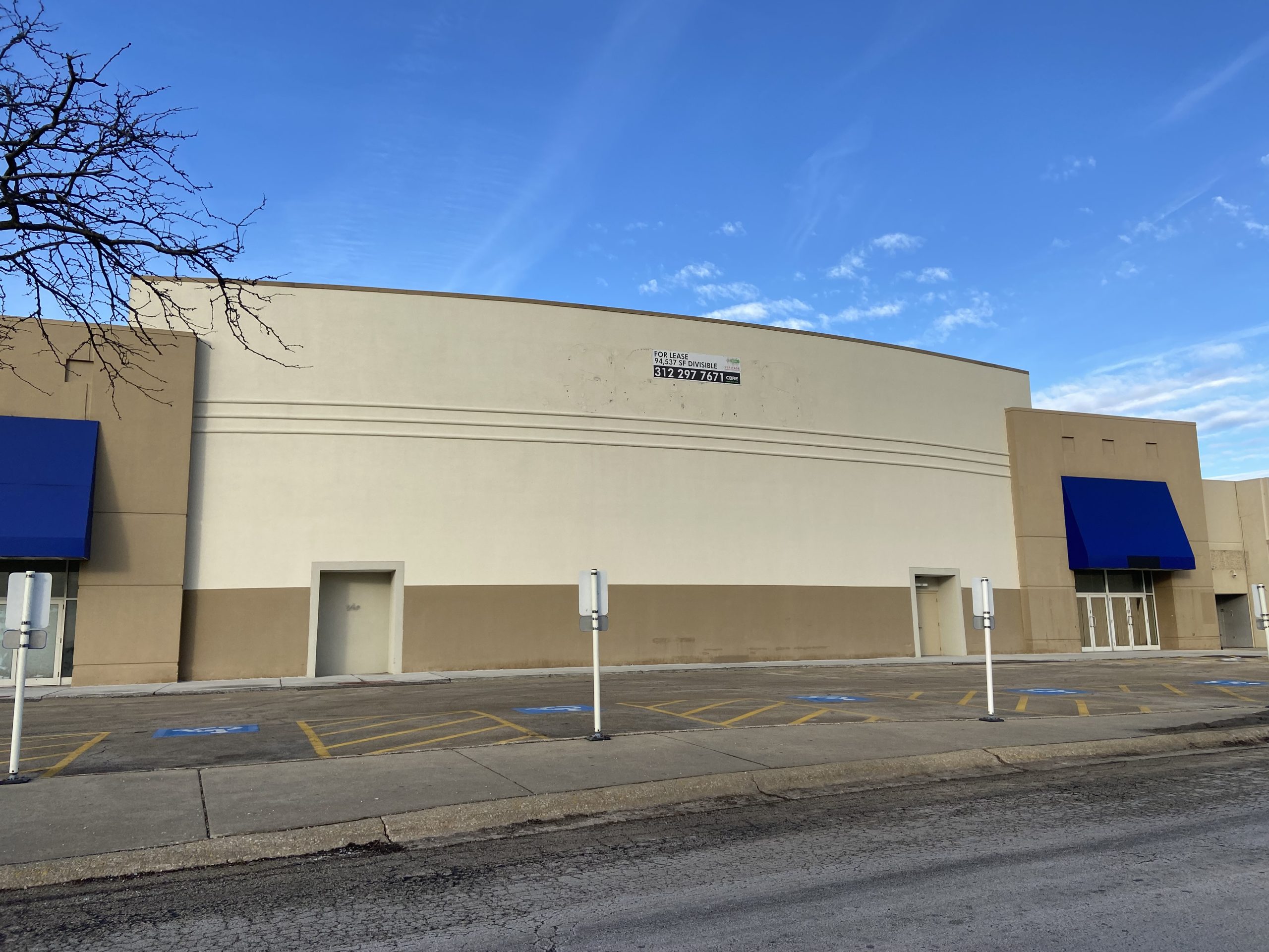 Discount retailer inks lease for old Sears space - Riverside-Brookfield ...