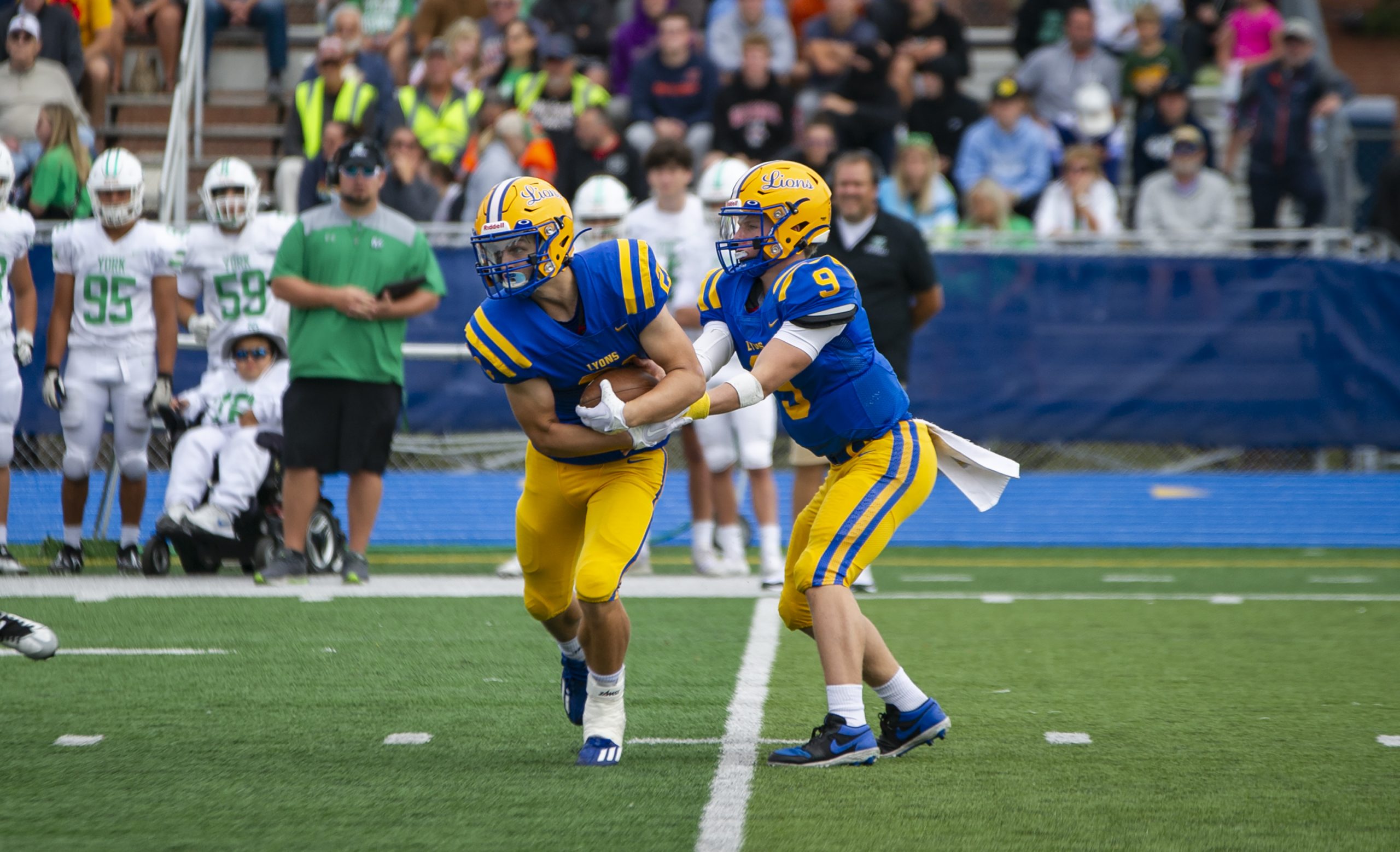 Big plays doom Lions as York spoils homecoming - Riverside-Brookfield ...