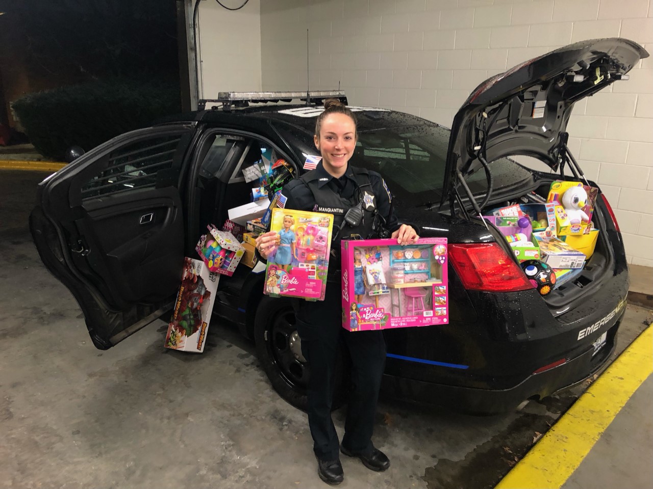 North Riverside cops’ Toys for Tots drive a big success - Riverside ...