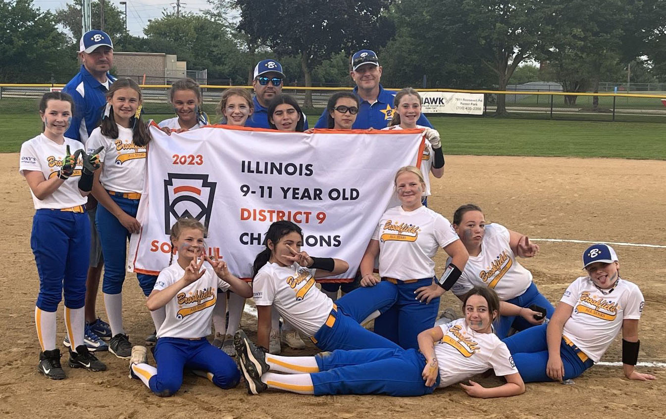 Brookfield 11U softball takes district crown - Riverside-Brookfield ...
