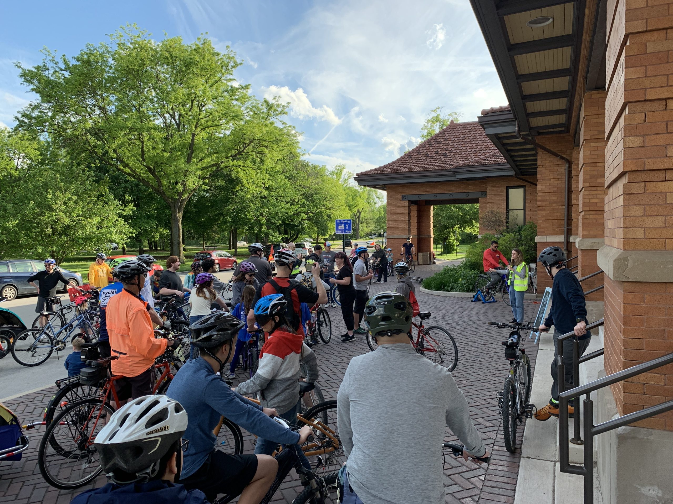 Ride Riverside brings biking home - Riverside-Brookfield Landmark