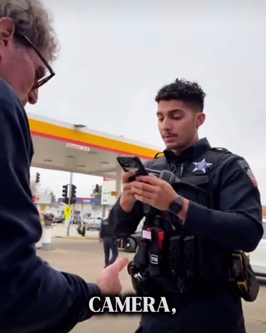 Lawyer says alleged federal agent assaulted him in Brookfield ...